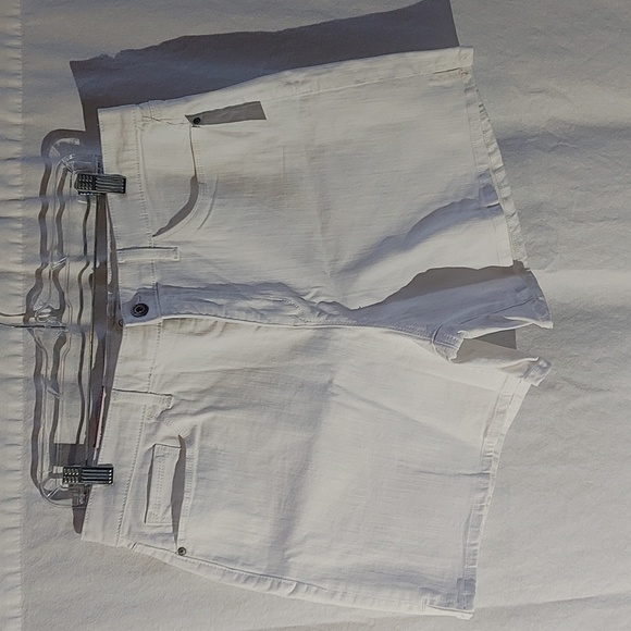 Jessica Simpson | Shorts | Jessica Simpson Side Slit Shorts | Poshmark